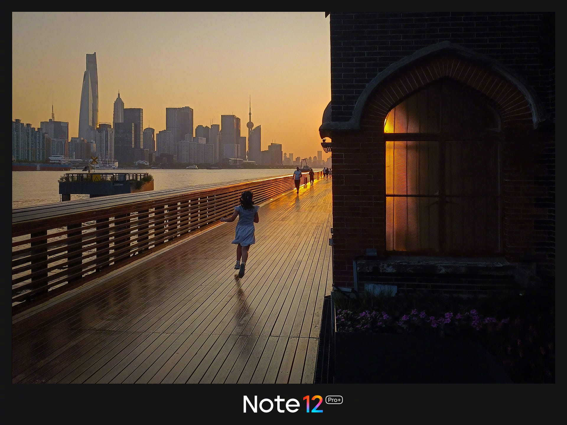 Redmi Note 12 Pro+ features a 200 MP ISOCELL HPX sensor – a flagship ...